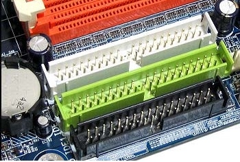 Pengertian, Macam dan Fungsi Port Input dan Output